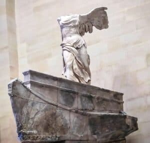 Top 17 Iconic Greek Statues from Ancient Greece - Seeker Odyssey